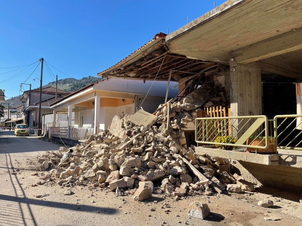 Σεισμός στην Ελασσόνα: Καθίζηση του εδάφους κατά 20 εκατοστά στο Δαμάσι!