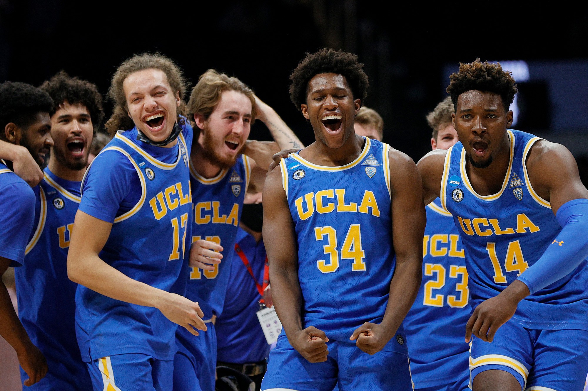 Έκπληξη και πρόκριση του UCLA στους «8» του NCAA