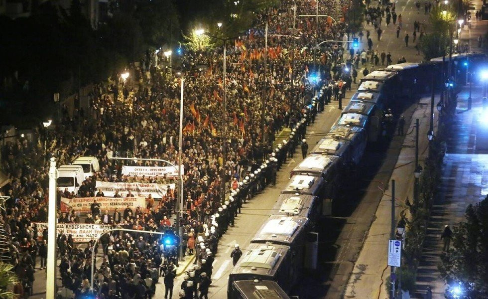 Επέτειος 17 Νοέμβρη: Σε... θέσεις μάχης φοιτητές και αστυνομία