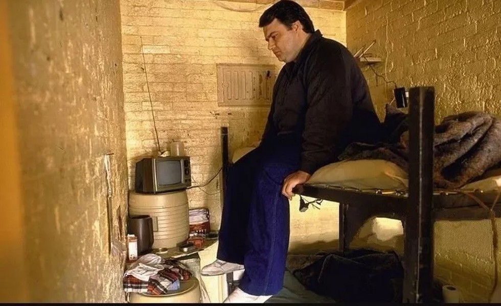 Γιώργος Κοσκωτάς: Πώς ζει σήμερα ο άνθρωπος με το μεγαλύτερο σκάνδαλο ...