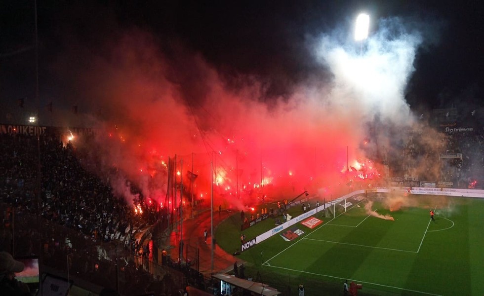 «Τρέλα» στην Τούμπα με pyroshow!