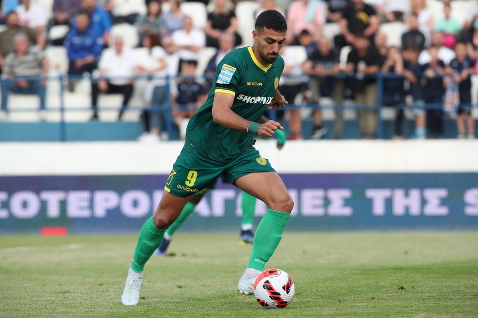 Επιστροφή στην Ευρώπη για Βέργο, μετακόμισε στην Αυστρία και την ΒΑΚ Πέλετς