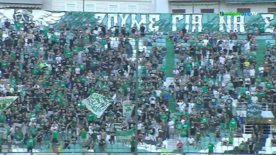 Παναθηναϊκος - ΑΕΚ: Οπαδοί των «πρασίνων» πέταξαν μεζούρες κατά την ...