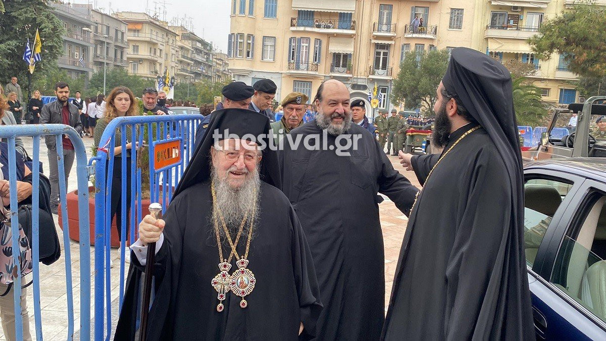 Στον Ι.Ν. Αγίου Δημητρίου ο Μητροπολίτης Άνθιμος: «Εμείς θα ζούμε για ...