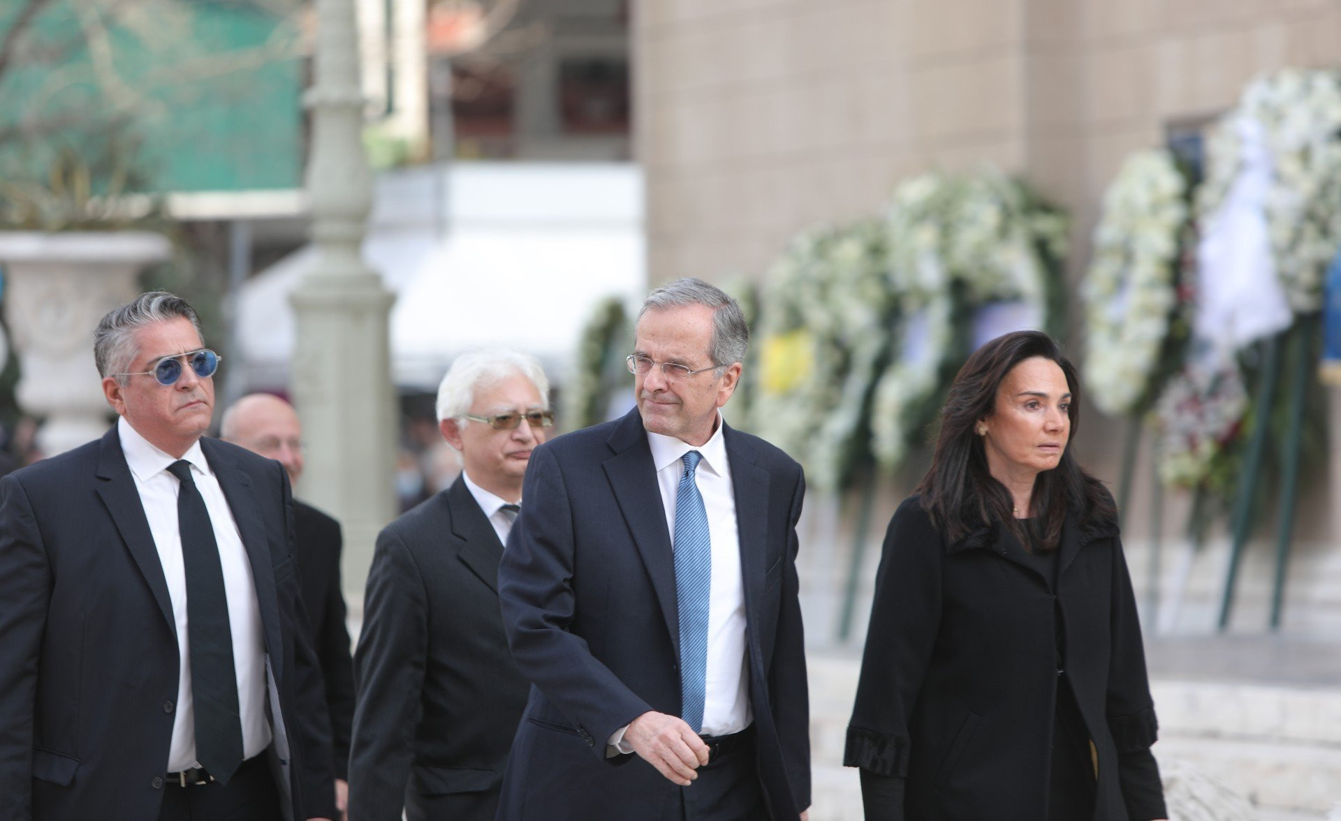 Κηδεία τέως βασιλιά Κωνσταντίνου: Αποθέωση για τον Αντώνη Σαμαρά