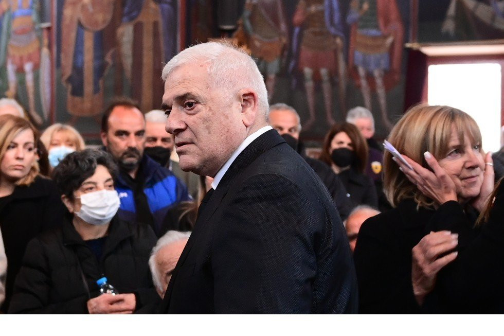 Συγκινημένος ο Μελισσανίδης στην κηδεία του Μίμη Παπαϊωάννου