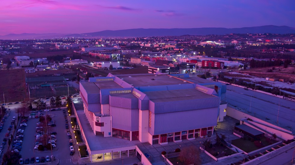 Συναγερμός στην ΕΛ.ΑΣ: Τηλεφώνημα για βόμβα σε συναυλία του Light στο ...
