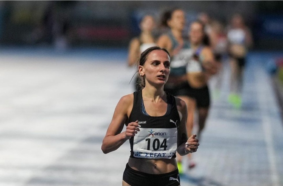 Ντενίσα Μπάλα: Μια πεταλούδα που καλεί τον Αλμπέρ Καμύ στα 1500