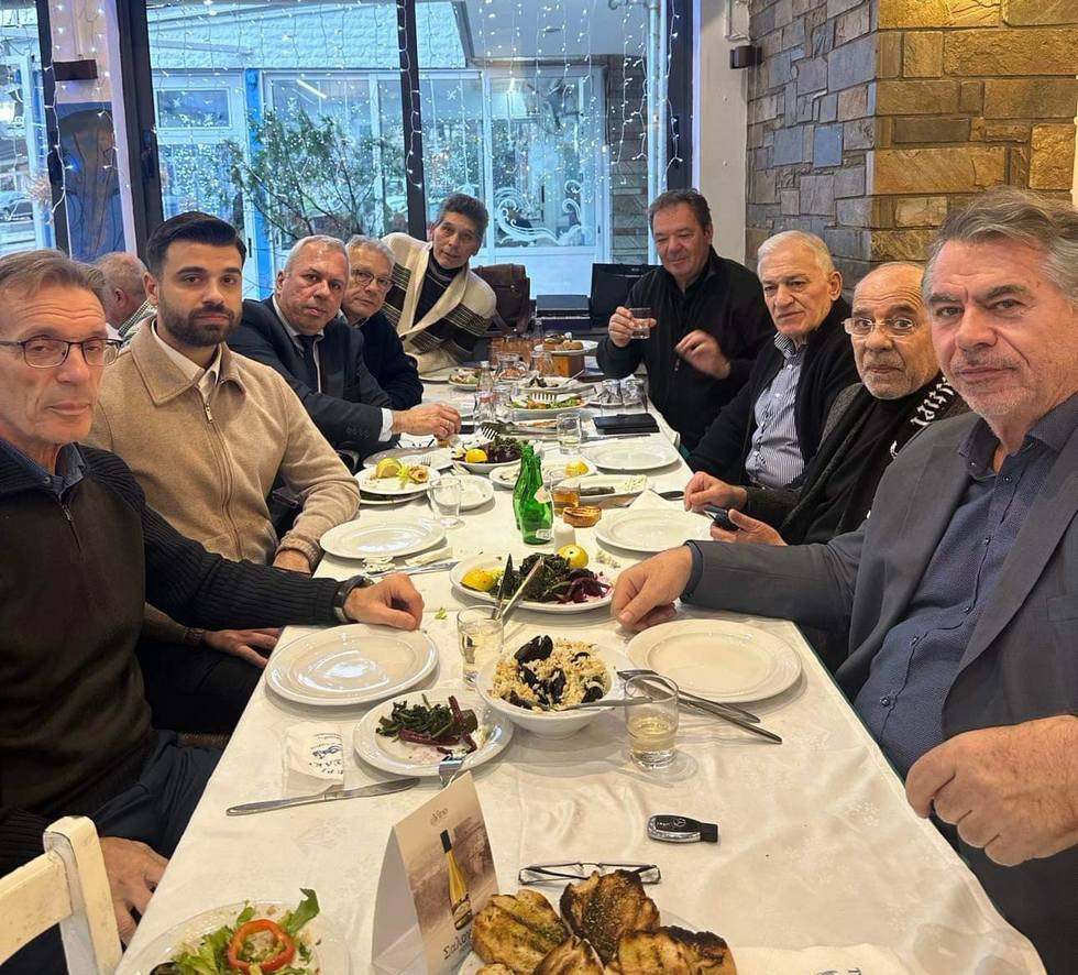 Τραπέζι προς τιμην του Γ. Κούδα με πολύ κέφι και καλή παρέα