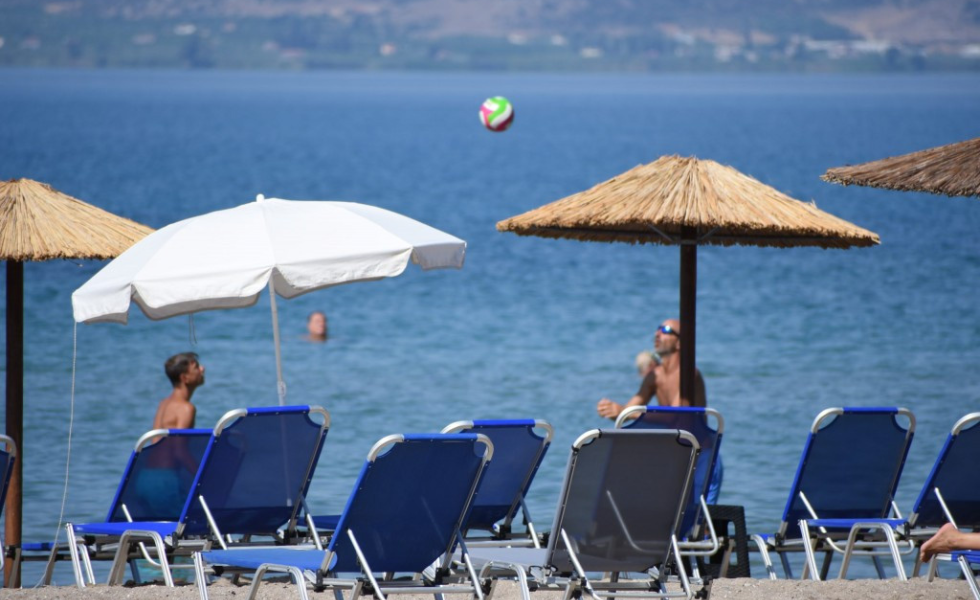 Τι αλλάζει στο «Τουρισμός για Όλους»: Οι αιτήσεις και οι άυλες κάρτες ...