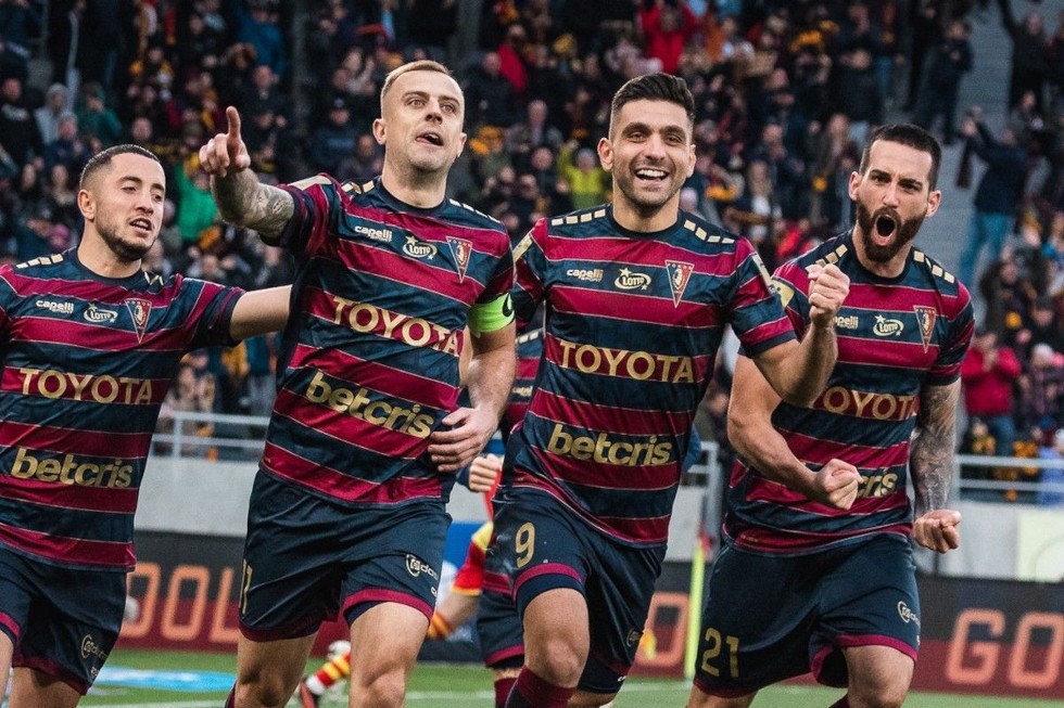 Κουλούρης και Κούτρης οδηγούν την Πογκόν στην κούπα