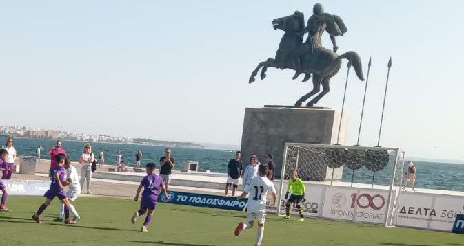 Τουρνουά ποδοσφαίρου στην παραλία
