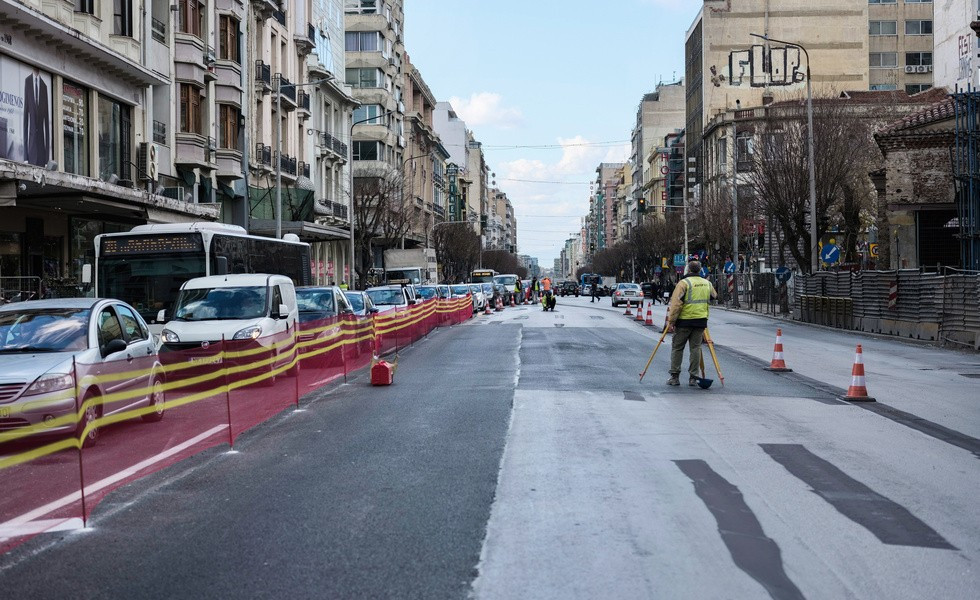 Θεσσαλονίκη: Αρχίζει η ασφαλτόστρωση στην Εγνατία, πού επιστρέφουν τα ...