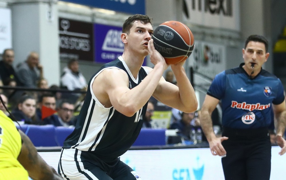 Άρης: Μια ανάσα από την απόκτηση του Γιώργου Γκιουζέλη