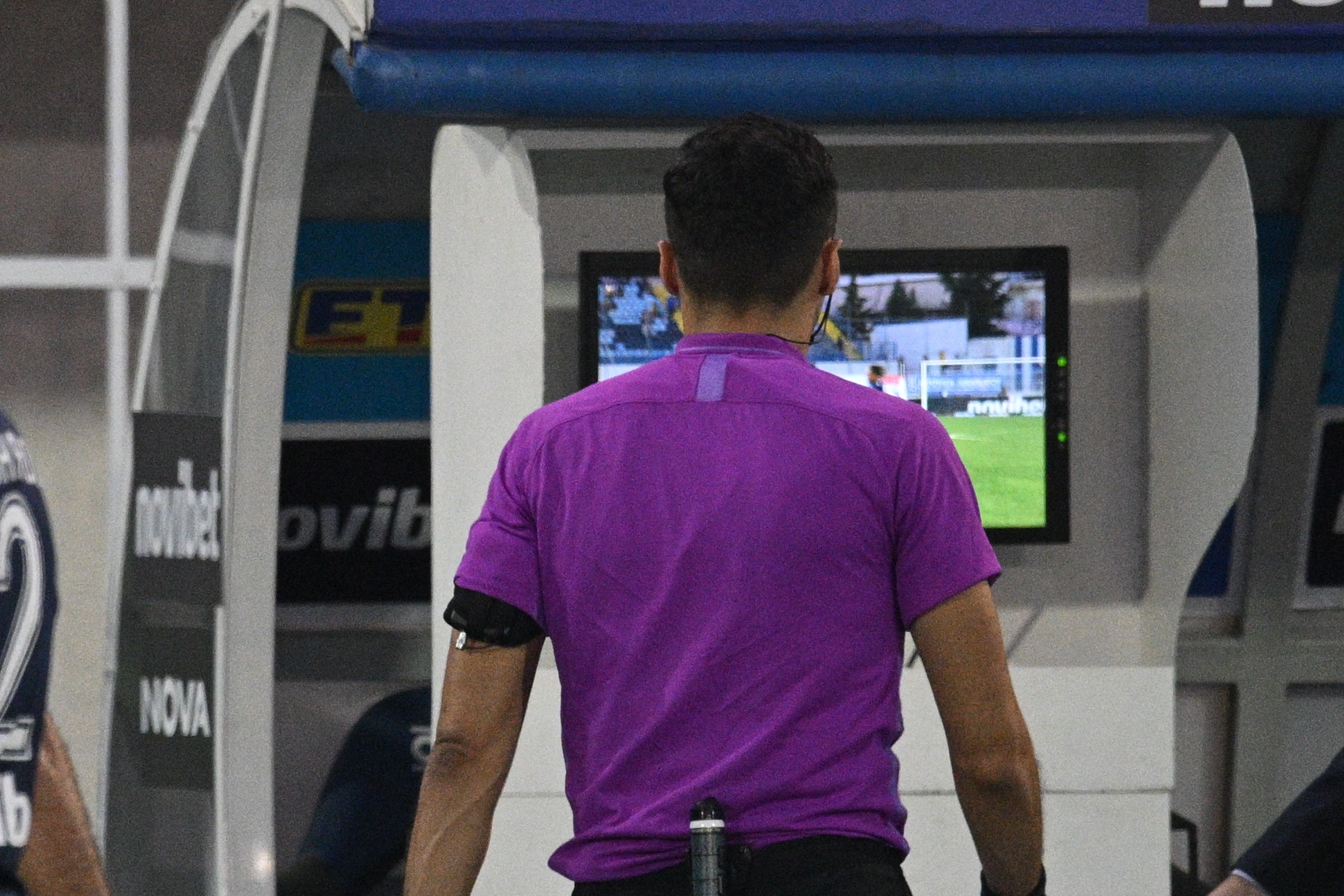 Super League: VAR, Goal Line Technology, ημιαυτόματο οφσάιντ και ...