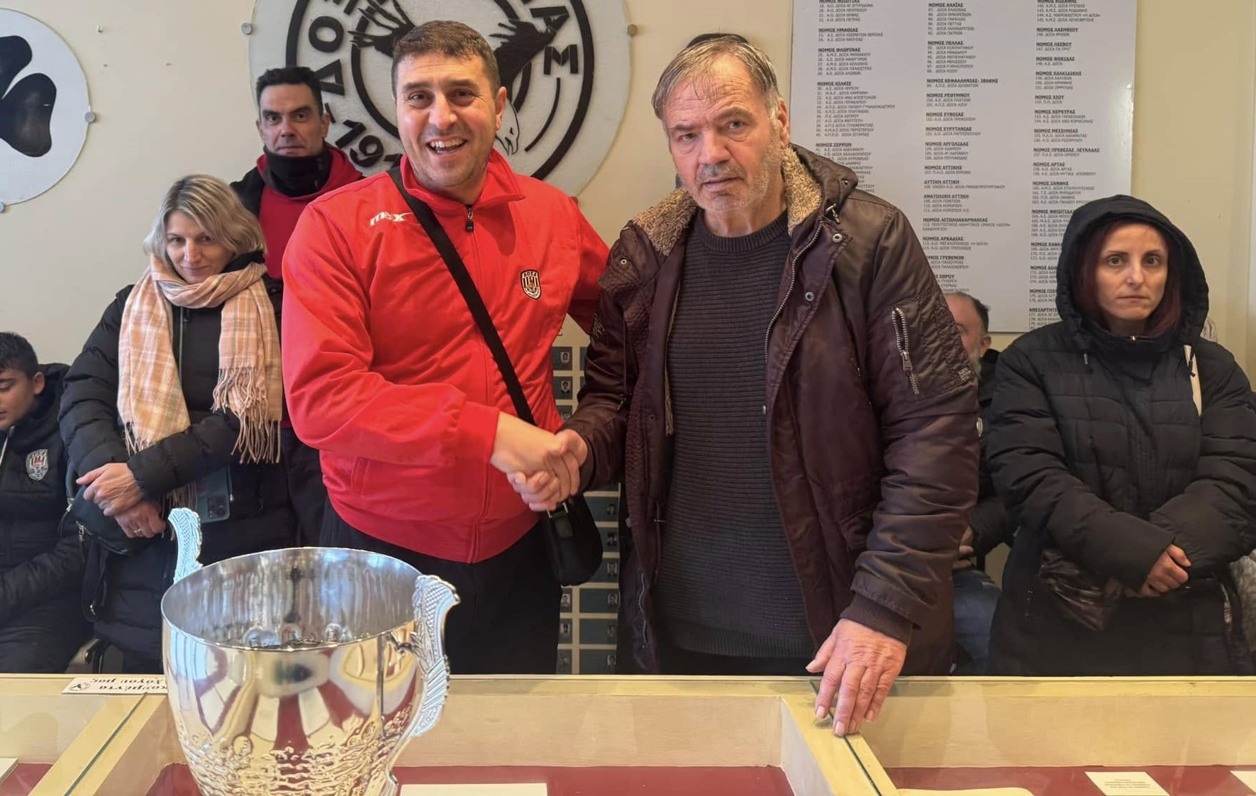 Αδελφοποίηση Δόξας Δράμας με Δόξα Ρετζικίου