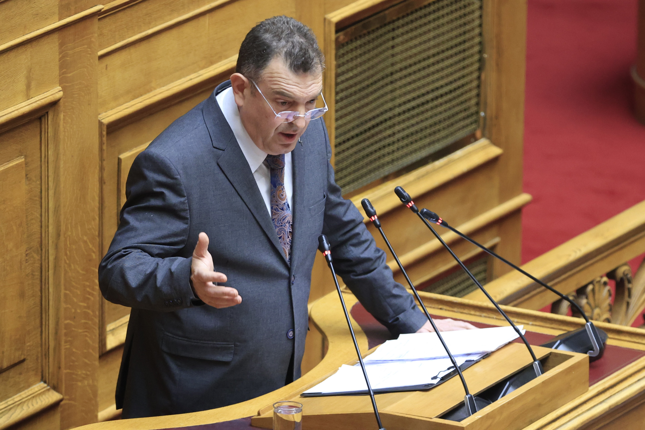 Νίκος Παπαδόπουλος: Ποιοι είναι οι πίνακες που εξαγρίωσαν τον βουλευτή ...