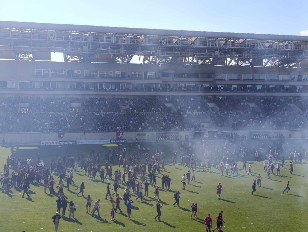 Η ΑΕΛ ξανά στη Super League 1: «Κάηκε» η «AEL FC Arena»