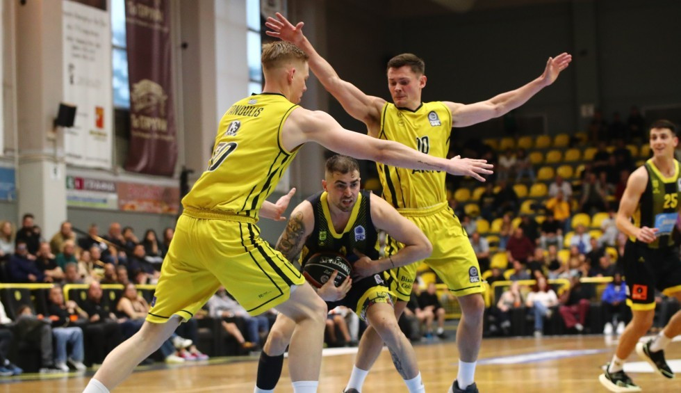 LIVESTREAMING: Άρης-Λαύριο (4η αγωνιστική των play out της GBL)