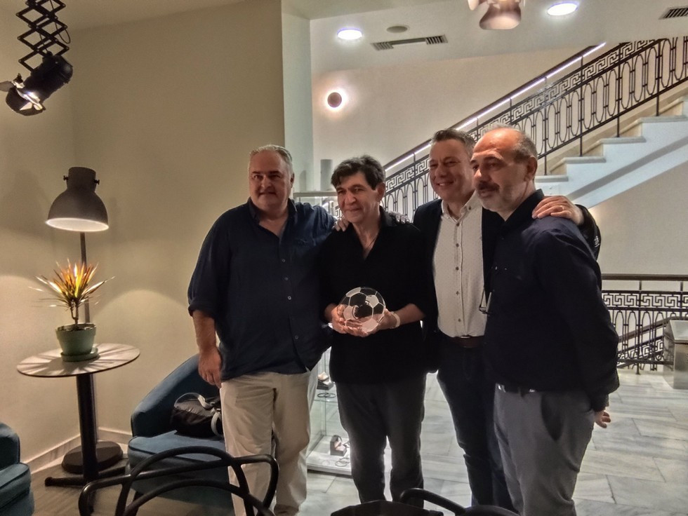 CLUB ΦΙΛΩΝ ΠΑΟΚ: Βράβευσαν και τον Γεράσιμο Σκιαδαρέση