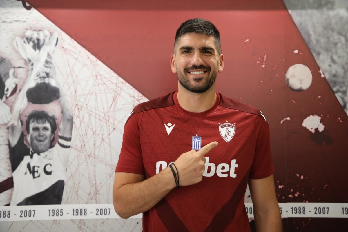 ΑΕΛ: Ανακοίνωσε Παντελάκη