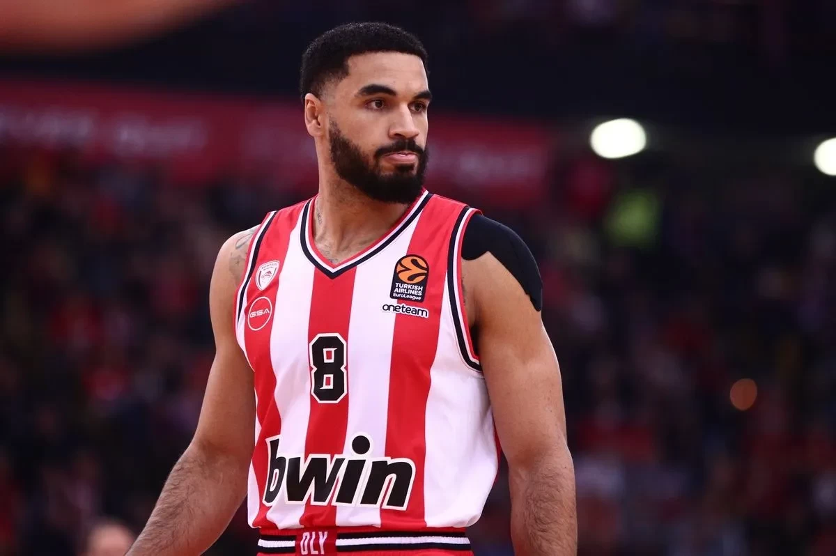 Τέλος ο Μήτρου-Λονγκ από τον Ολυμπιακό