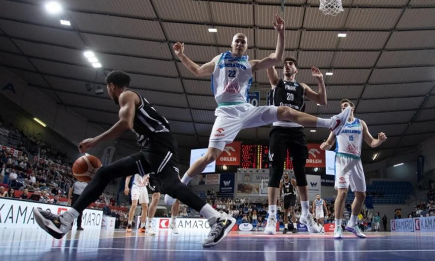 Το εκπληκτικό buzzer beater του Μπράουν που χάρισε το διπλό στον ΠΑΟΚ ...