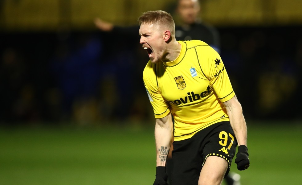 Γιένσεν: «Στόχος είναι να νικάμε σε όποιο παιχνίδι έχουμε μπροστά μας»