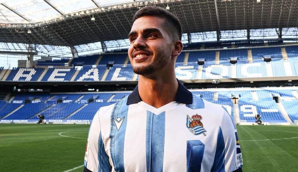 Βασικός στόχος του Ολυμπιακού ο Αντρέ Σίλβα